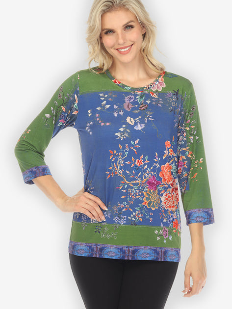 Queenly Radiant Charm Exclusive Tee – CITRON CLOTHING